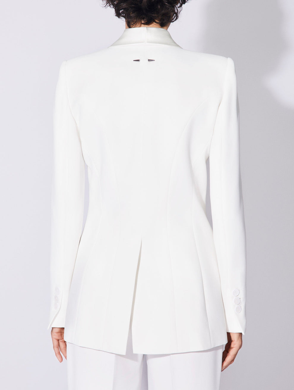 Women Ready-to-Wear | White crepe fitted suit jacket with satin collar ...
